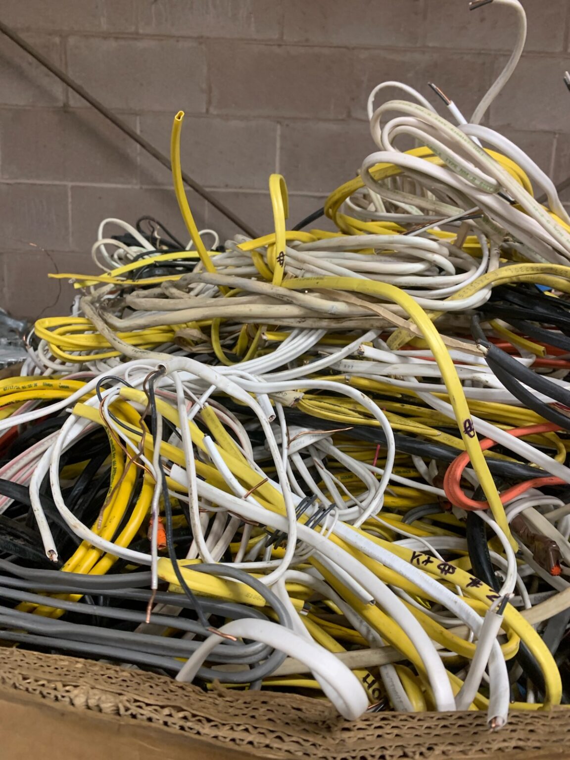 What Your Junk Car Is Really Worth: Metal Value, High‑Value Parts ...